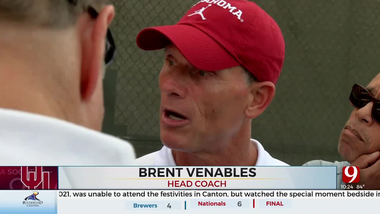 'Meet The Sooners': Coach Venables Meets With Media