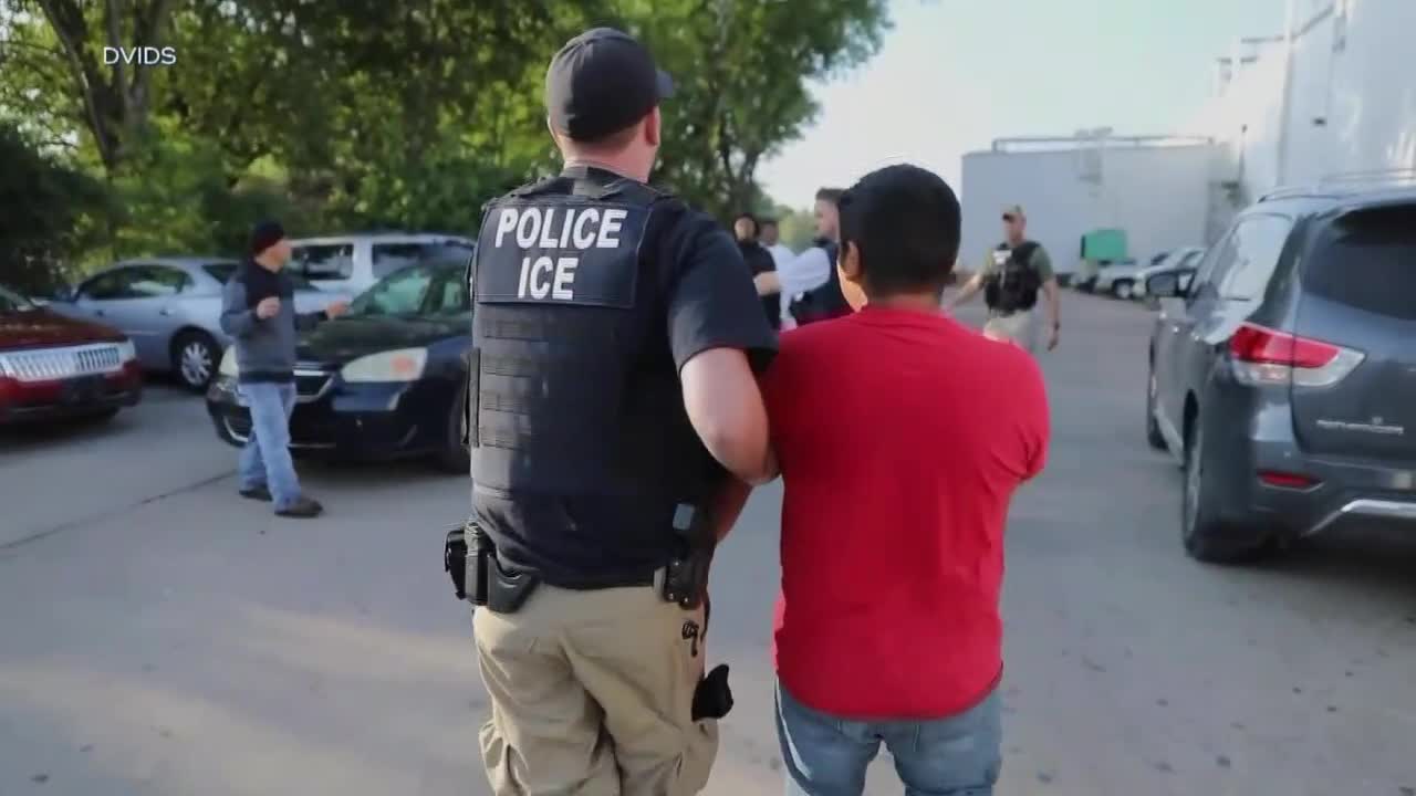 Oklahoma immigration attorney urges public to know their rights