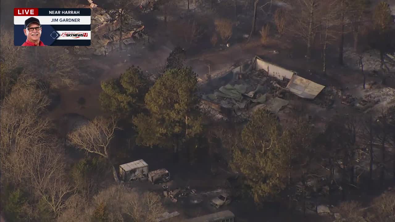 Jim Gardner and Sky News 9 view wildfire damage near Harrah