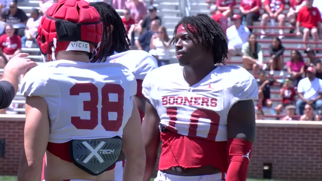 Exclusive: One-on-one with OU's star linebacker, Kip Lewis