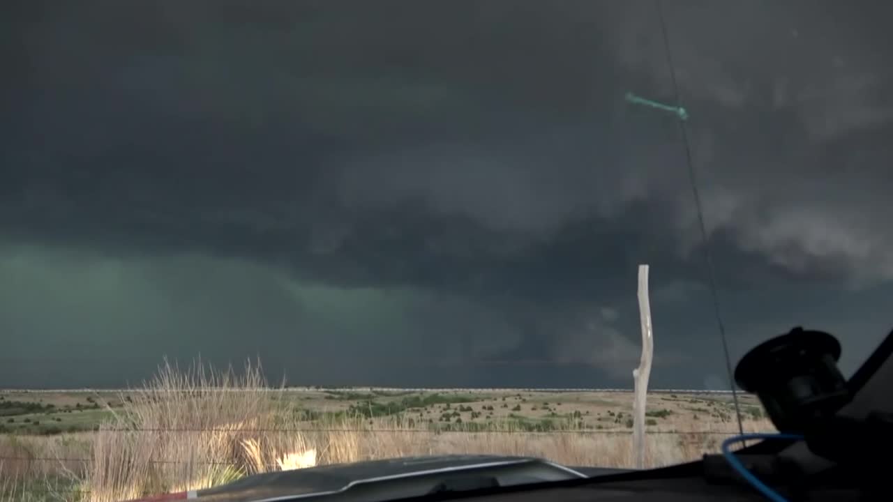 Severe storm anxiety? Advice to calm kids’ fears