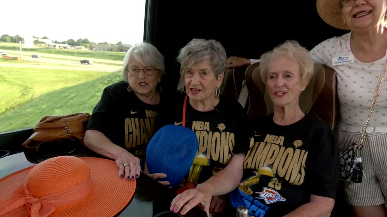 Retirement community buses 20 members to Champions Parade: 'I just ...