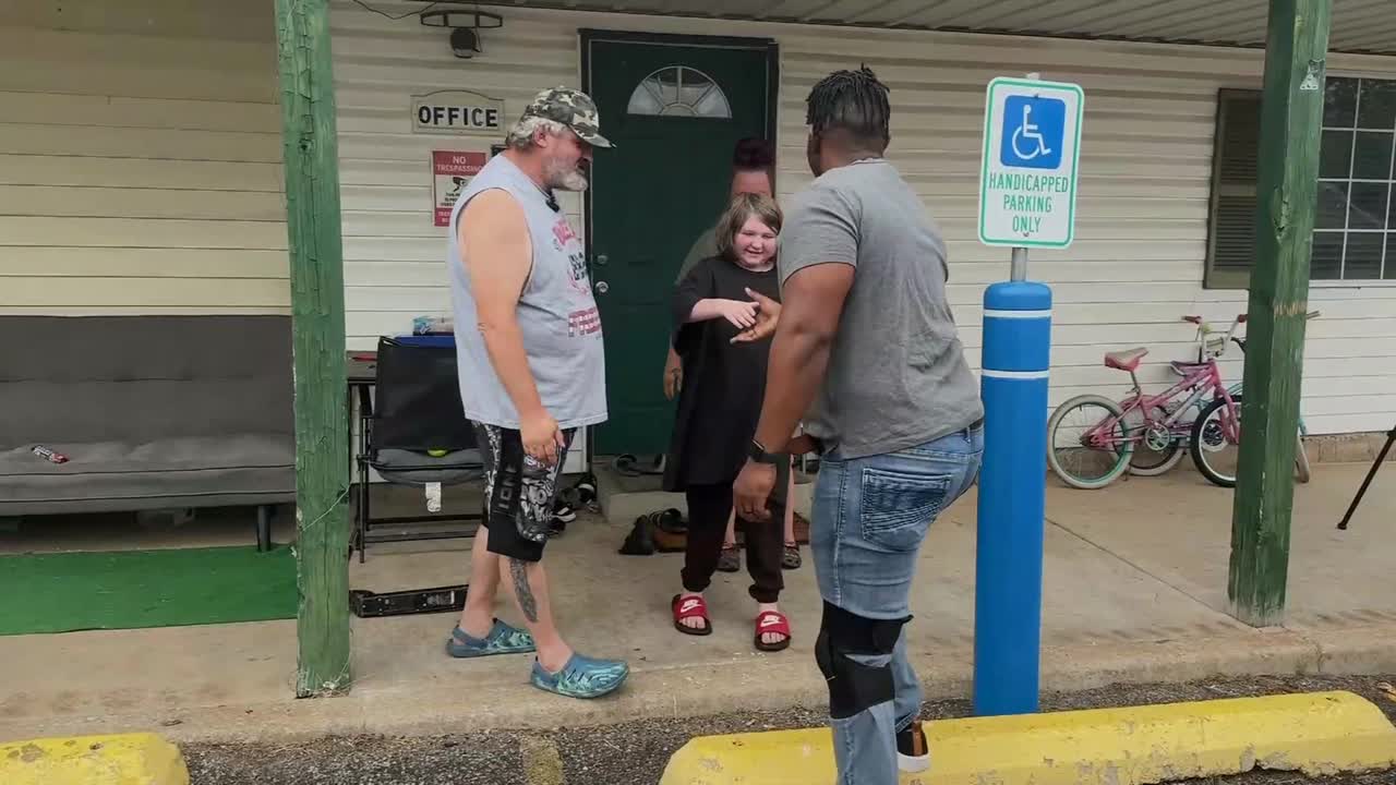 Good samaritan saves young boy from burning building in NW OKC ...