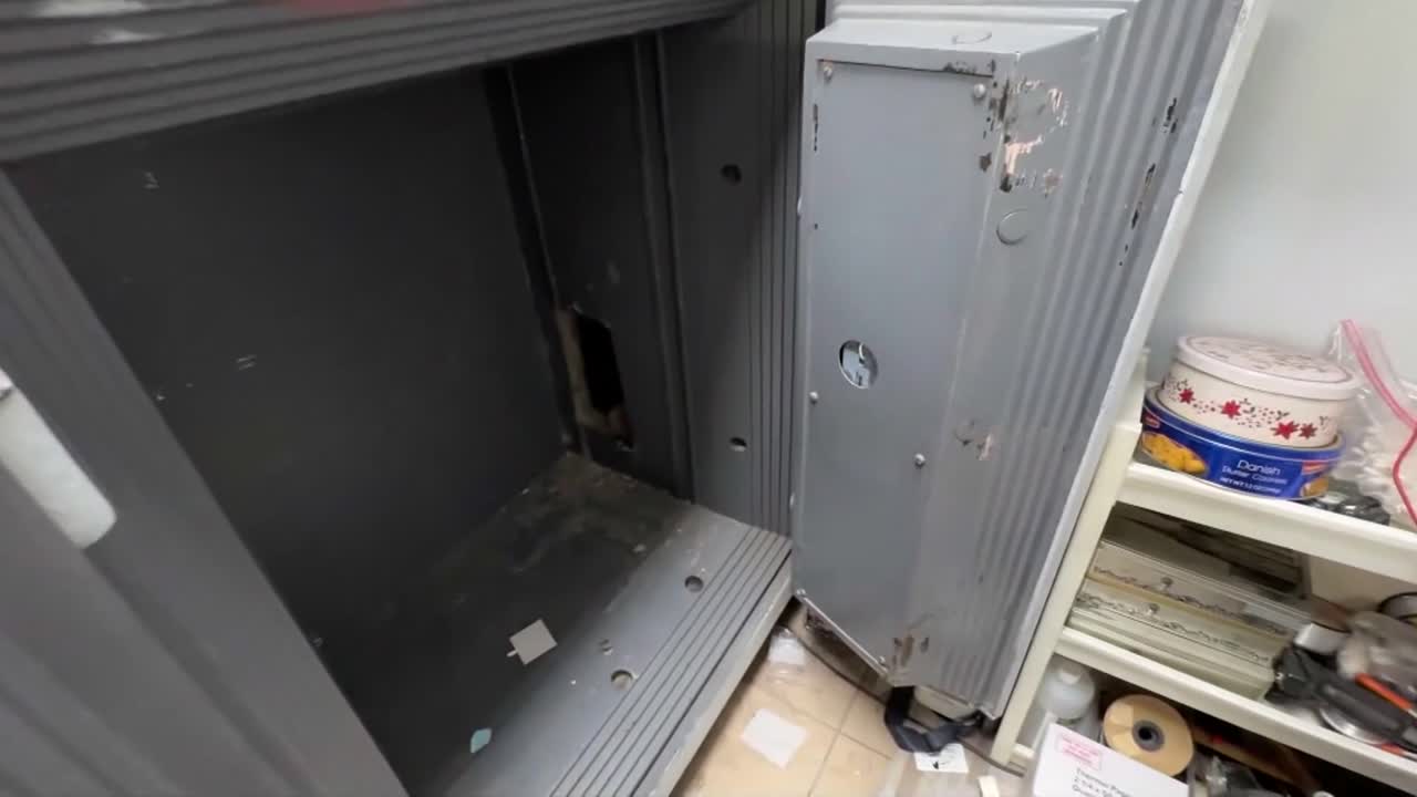 $2 Million Jewelry Heist: Thieves Tunnel Through Candy Shop to Hit Simi ...