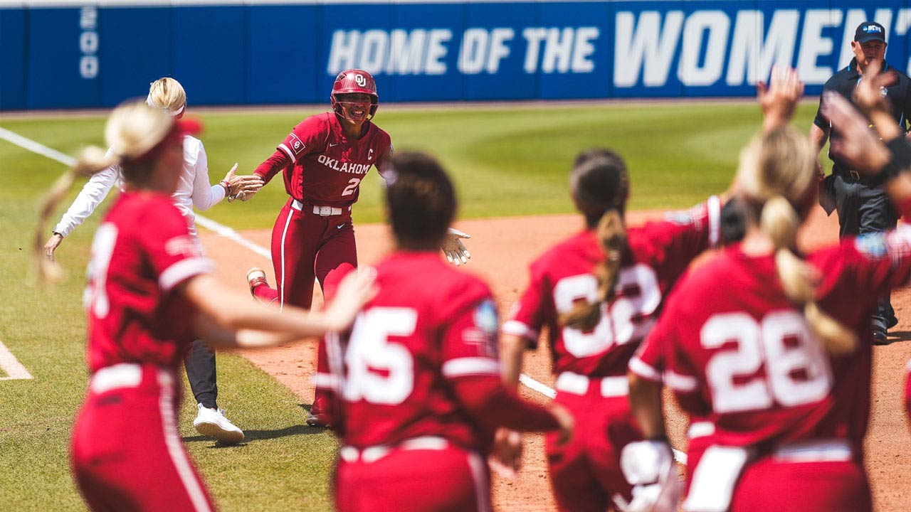 Women's College World Series In Rain Delay Ahead Of OU, Florida Game