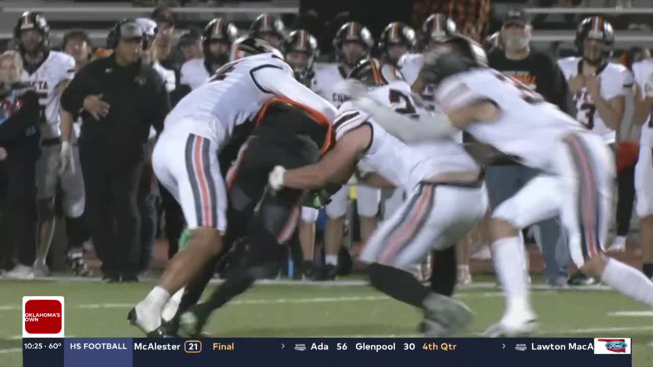Hornets Sting Tigers: Booker T. Washington Take Down Coweta 30-10