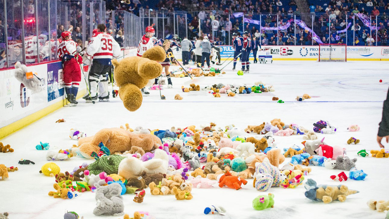 Tulsa Oilers And Salvation Army Team Up For Teddy Toss Night