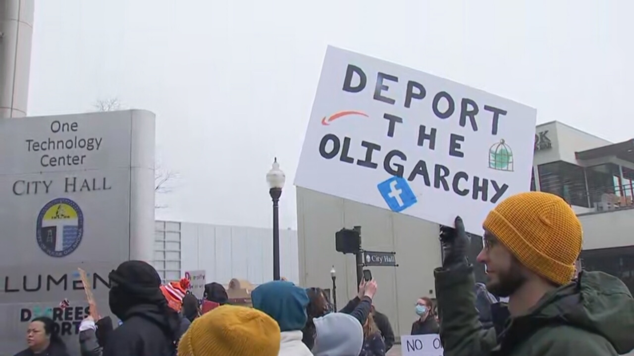 Protesters march through downtown Tulsa to City Hall; Here's why they ...