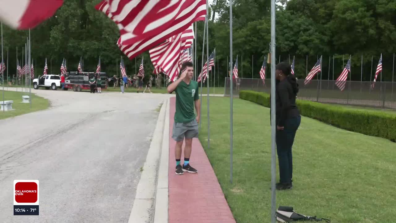 Avenue of Flags honors more than 4,000 fallen veterans in Broken Arrow
