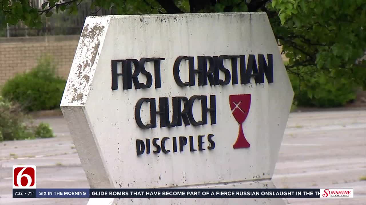 'God goes with us': Historic Tulsa church holds final service downtown